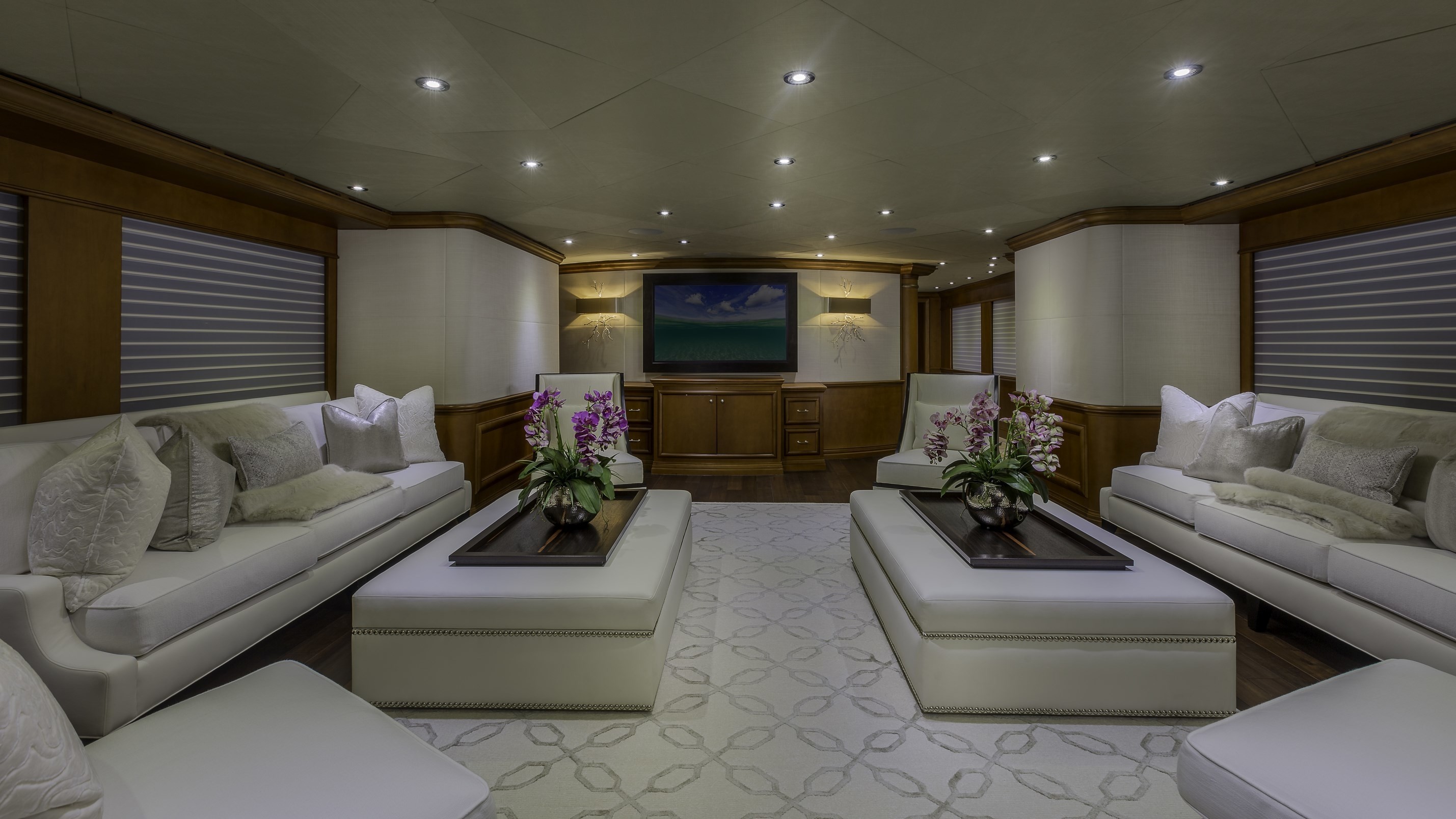 Yacht M3, PJ Savannah | CHARTERWORLD Luxury Superyacht Charters